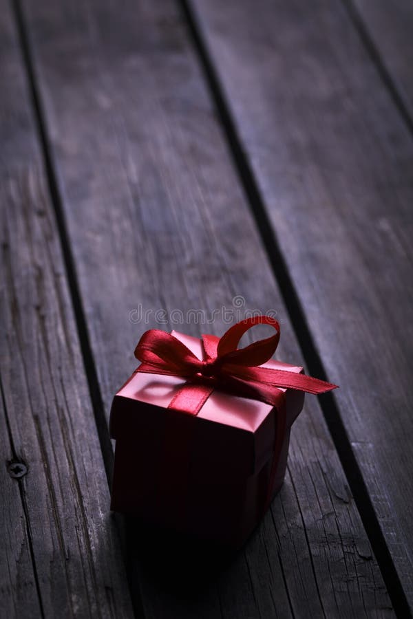 Single gift box stock image. Image of wrapped, gift - 126918209