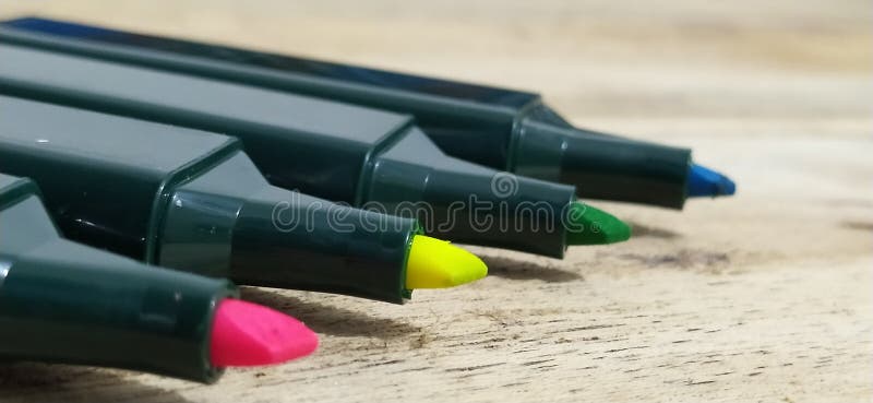 Single Highlighter or Marker on Table Stock Photo - Image of creativity ...