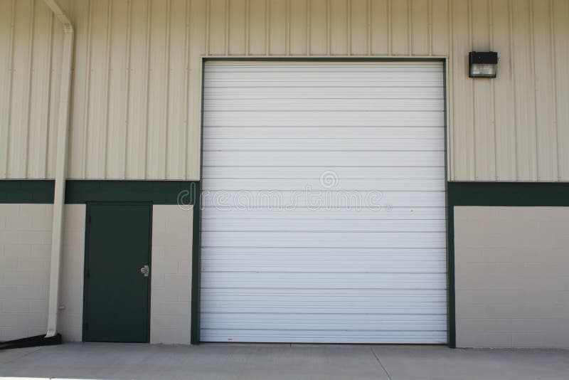 24+ Loading dock door Free Stock Photos - StockFreeImages