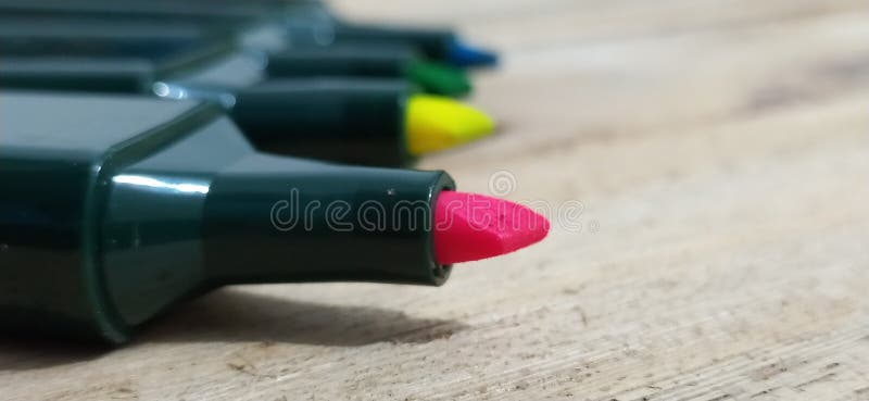 Single Highlighter or Marker on Table Stock Image - Image of creative ...