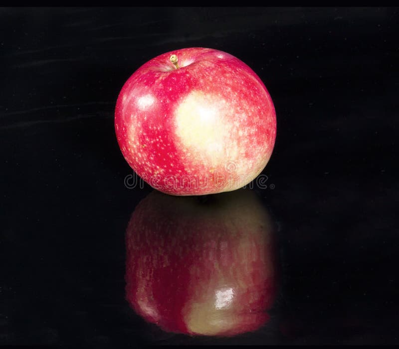Single red apple stock photo. Image of symbol, eating - 36944512