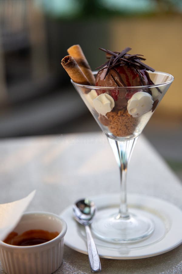 Single Scoop Chocolate Sundae Stock Photo - Image of portion, cream ...