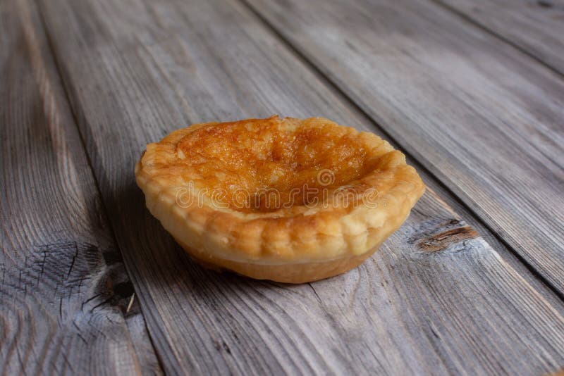 Single Traditional Bakewell Pudding Stock Photo - Image of filling ...
