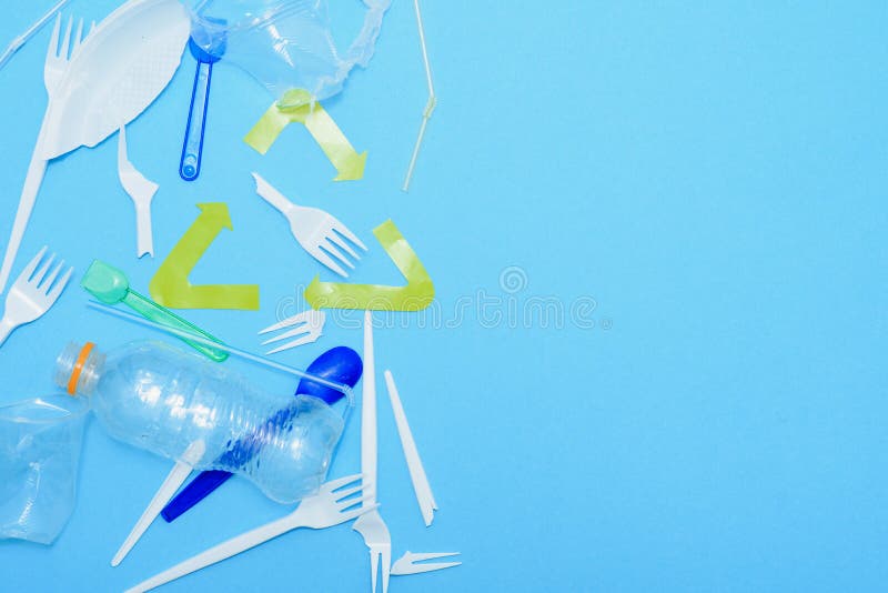 Single Use, Disposable Tableware and Recycling Sign on Background ...