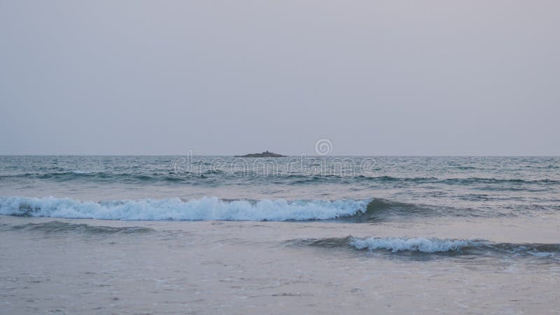 Single Wave Coming Fast To Seashore Stock Photo - Image of karnataka ...