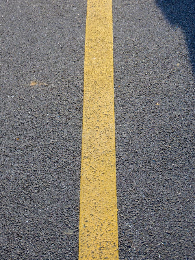 1,592 Single Yellow Line Road Photos - Free & Royalty-Free Stock Photos ...
