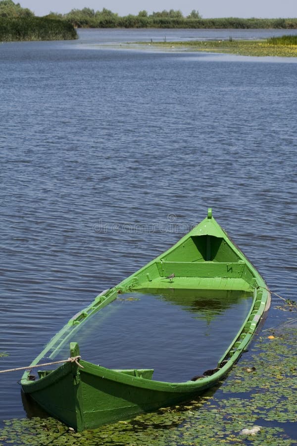 Sinking boat stock image. Image of small, sinking, storm - 26740389