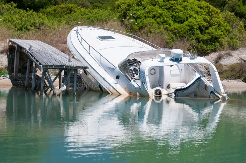 Sinking boat stock image. Image of wreck, abandoned, help - 25452413