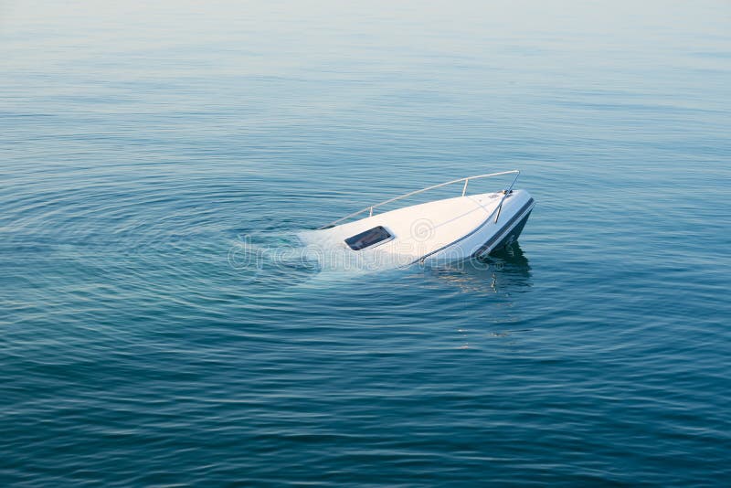 Sinking Modern Large White Boat Goes Underwater Stock Image - Image of ...