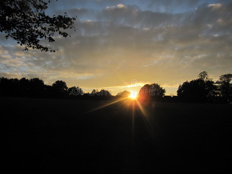 Sinking Sun stock image. Image of sinking, light, shade - 129802197