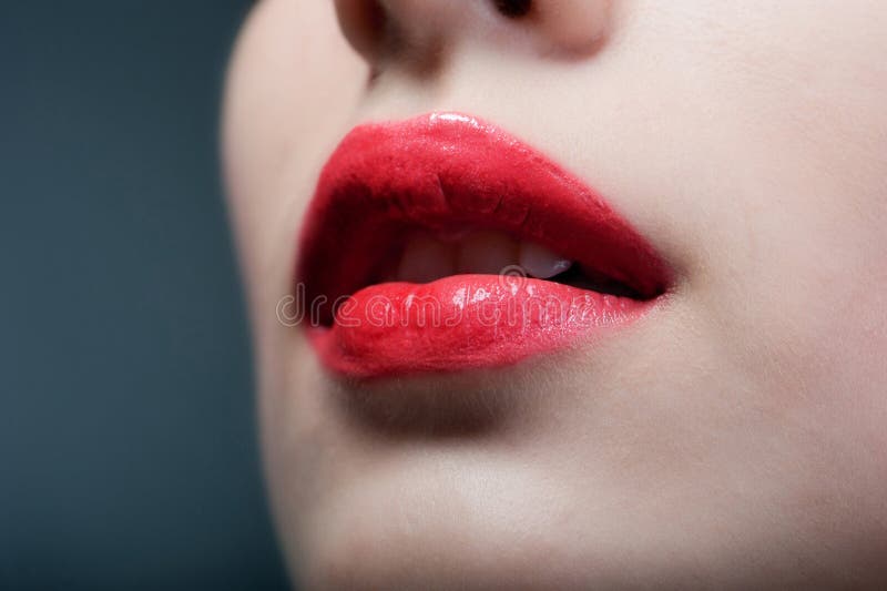 Sinnlicher Mund stockfoto. Bild von lippen, schön, nahaufnahme - 25579948