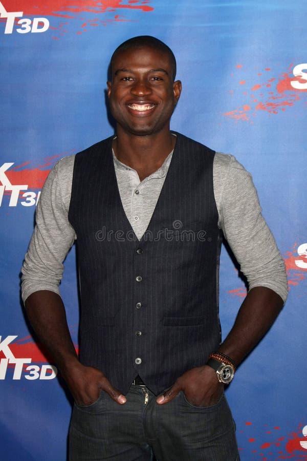 Sinqua Walls editorial photography. Image of arriving - 23339417