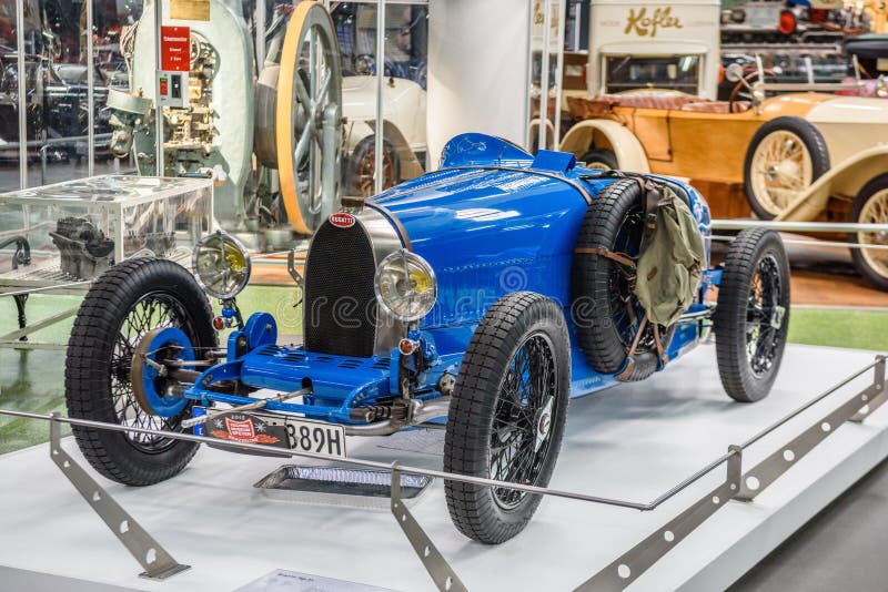Sinsheim Germany Mai 2022 : Bugatti Azul Tipo 37 Cabrio 1926 Foto de ...