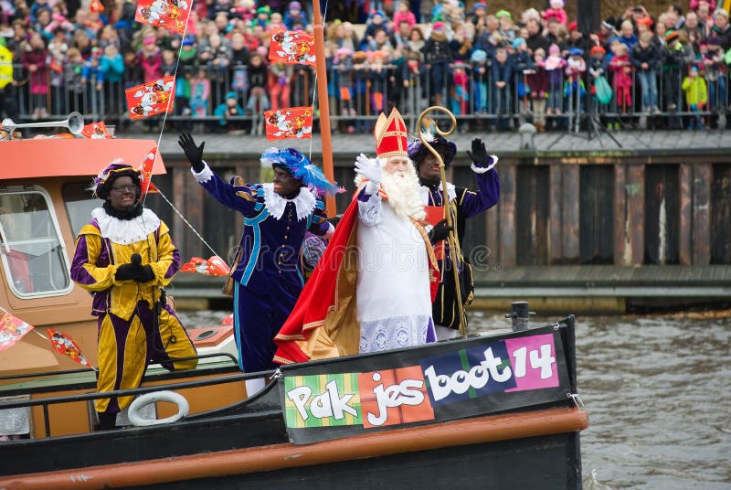 Sinterklaas Komt Met De Boot Aan Redactionele Stock Foto - Image of ...