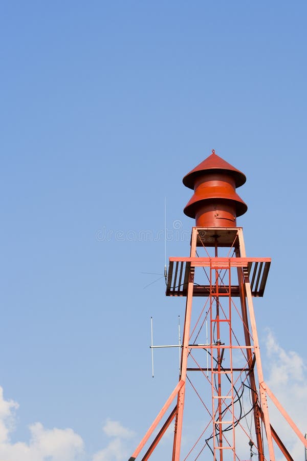 Sirène d'incendie photo stock. Image du urbain, structure - 2726016