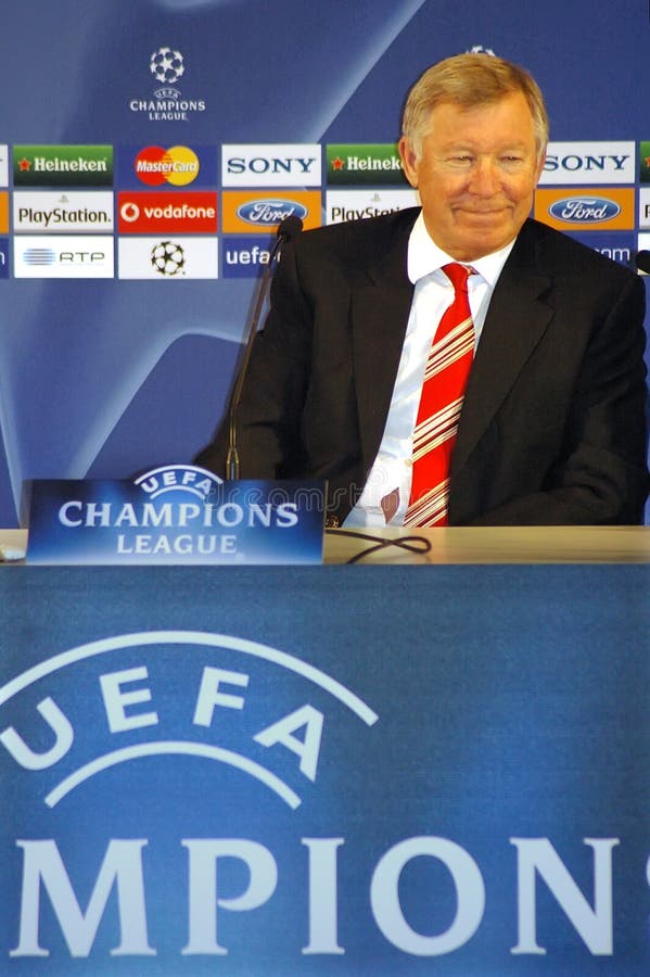 Sir Alex Ferguson editorial photography. Image of interview - 8992027