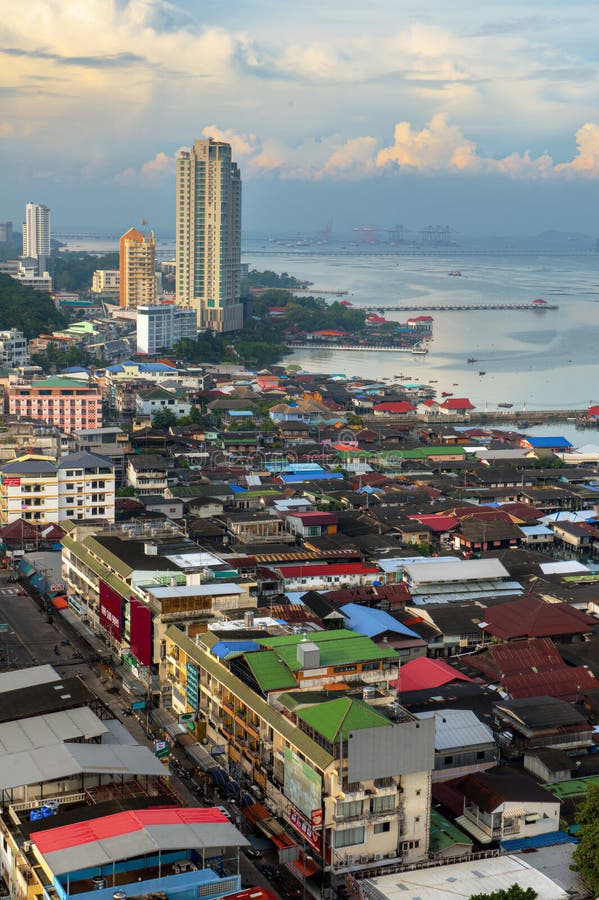 SiRacha, SiRacha, Chonburi , Thailand : - 19 October2024 Cityscape View ...