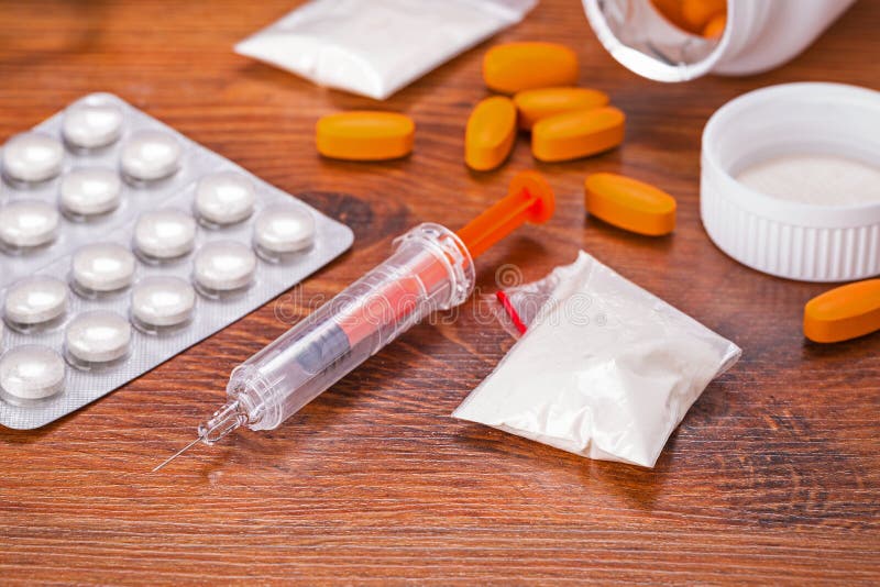 Balas para las drogas imagen de archivo. Imagen de bullet - 44275999