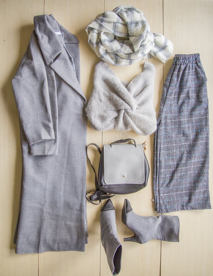 Sistema De La Ropa De Moda, Accesorios Para La Mujer Imagen de archivo ...