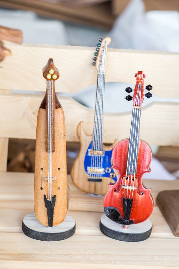 Sistema De Los Modelos De Instrumentos Musicales De Madera Foto de ...