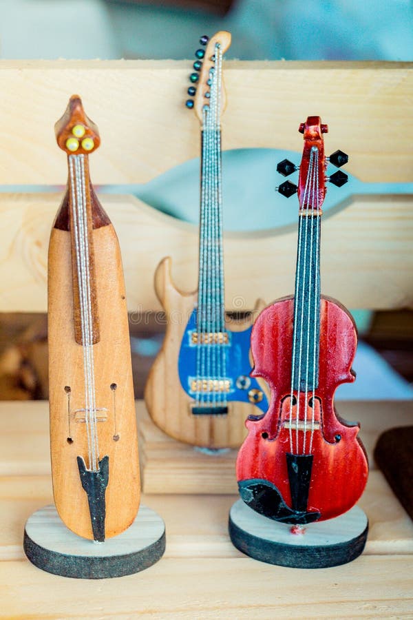 Sistema De Los Modelos De Instrumentos Musicales De Madera Imagen de ...