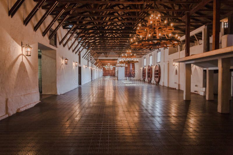 Sitio grande del lagar imagen editorial. Imagen de pasillo - 30544870