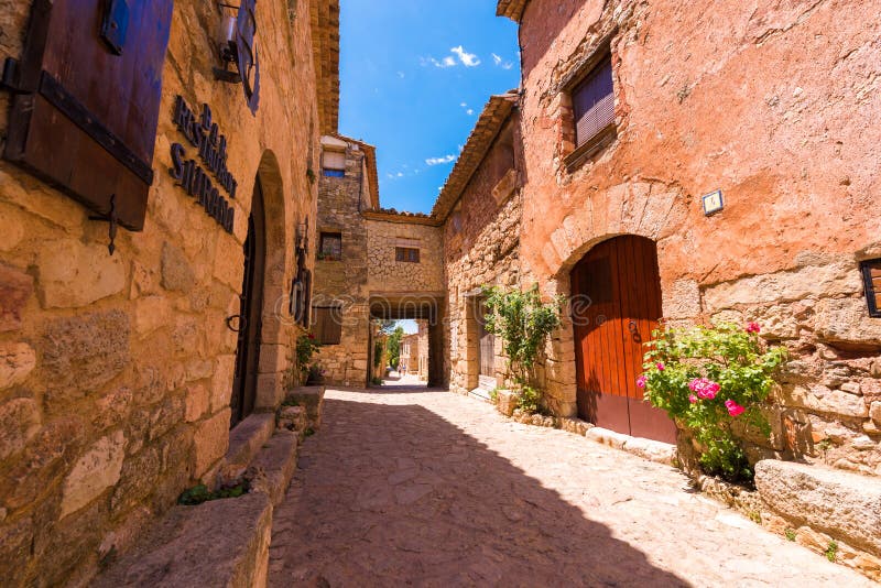 SIURANA DE PRADES, SPAIN - JUNE 26, 2017: View of the Buildings ...