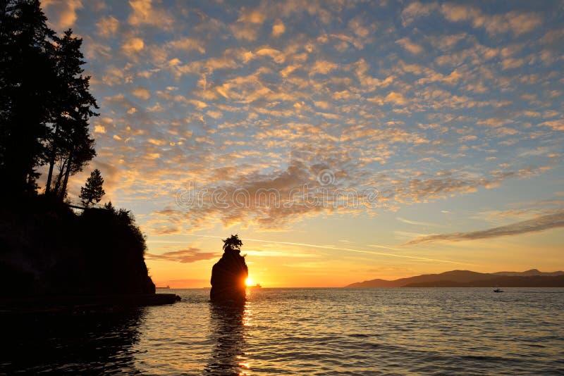 Sunset with Rock Formations, Bandon, Oregon Stock Image - Image of ...