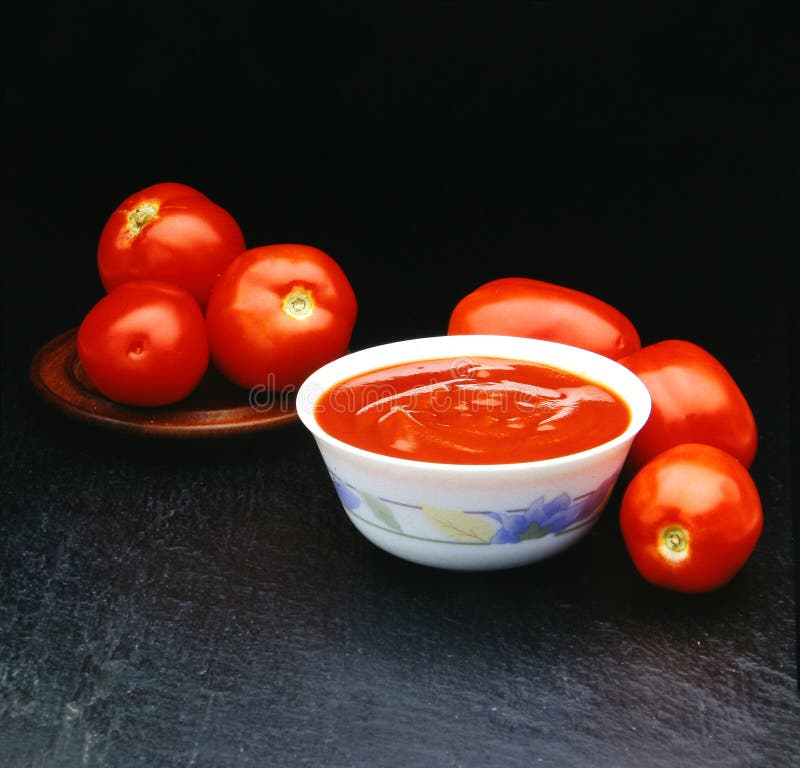 Six Tomatoes Tomatoes for a Souce Stock Image - Image of healthy, pasta ...