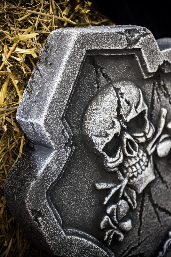 Skeleton Dead Body Head stock photo. Image of choeung - 90318906