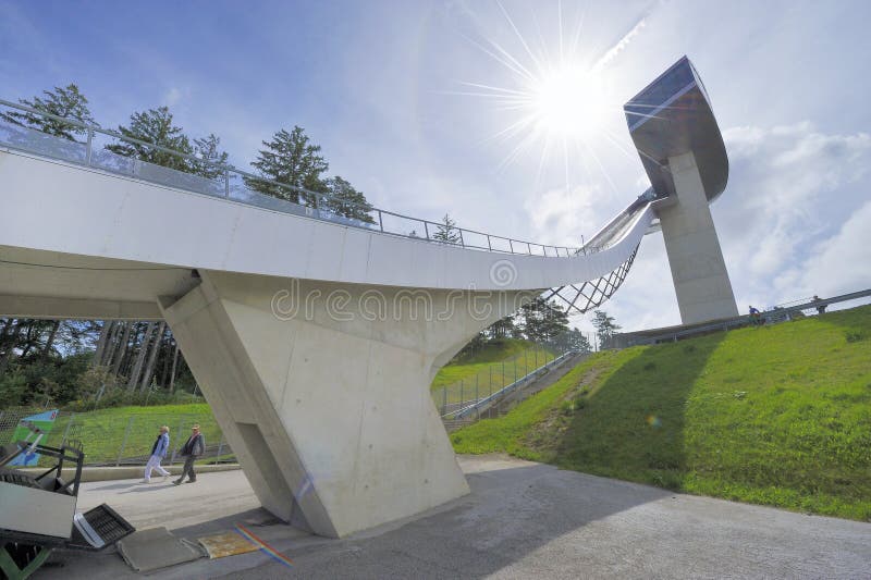 Ski Jumping Ramp foto editorial. Imagem de vista, esqui - 45655051