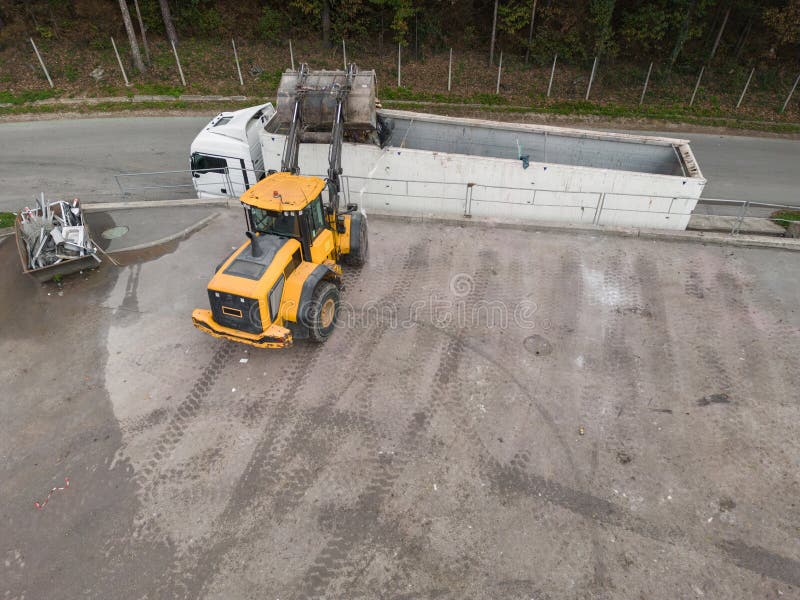 Landfill Skid Stock Photos - Free & Royalty-Free Stock Photos from ...