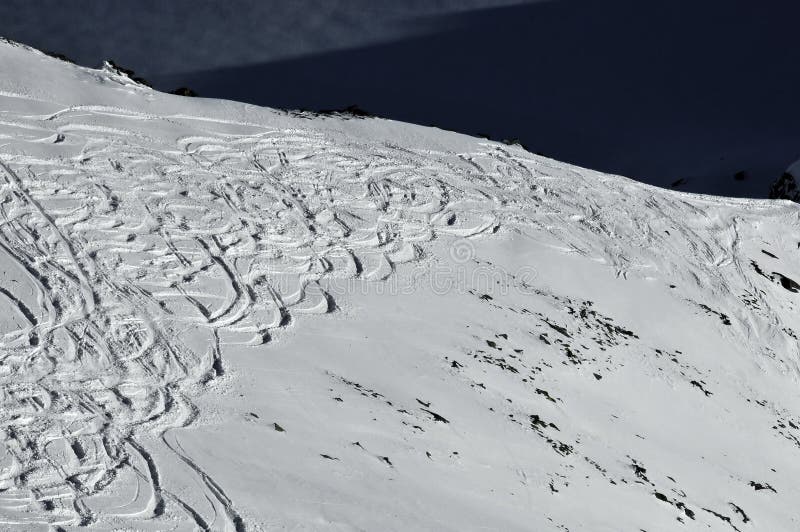 Ski tracks in powder snow stock image. Image of clean - 13298545