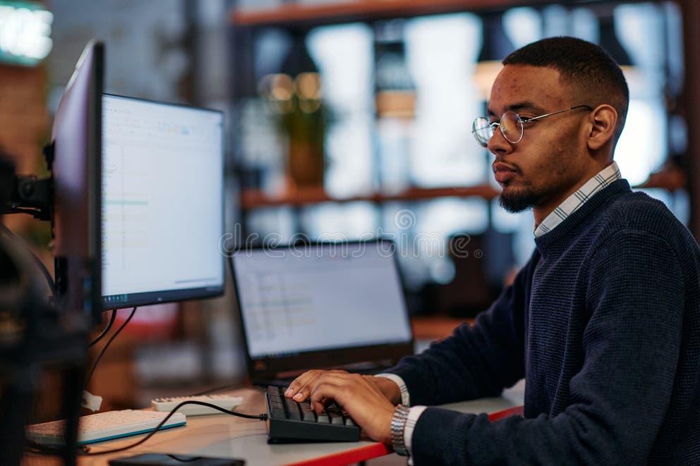 Focused Excellence: an African American Programmer Tackles Challenges in a Modern Office ...