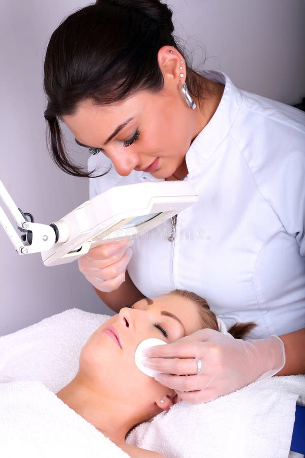 Skin treatment stock image. Image of relaxation, beautician - 5300729