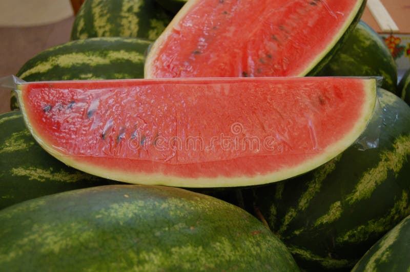 Skivad vattenmelon arkivfoto. Bild av kokkonst, nytt, marknad - 1092374