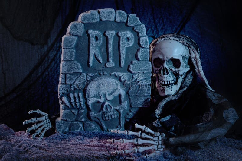 Skull Monster and Tombstone Stock Image - Image of party, night: 26887639