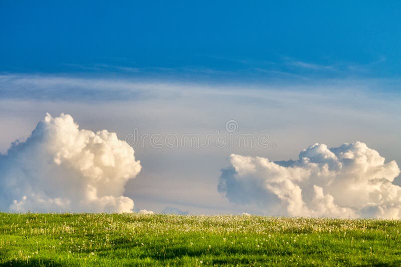 Sky with Clouds Low on the Horizon Stock Photo - Image of idyllic ...