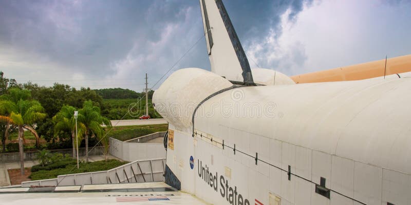 Sky Colors Over Space Shuttle Editorial Image - Image of american, nasa ...