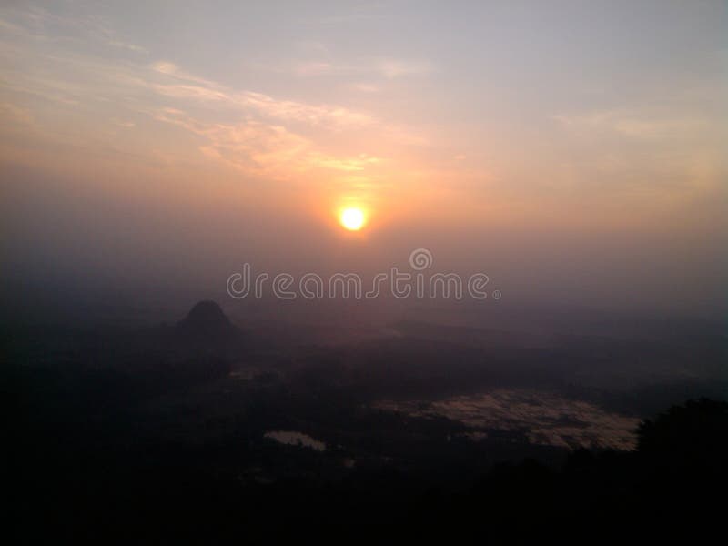 Sky Dawn Mist Mountain Sunrise Stock Image - Image of horizon, haze ...