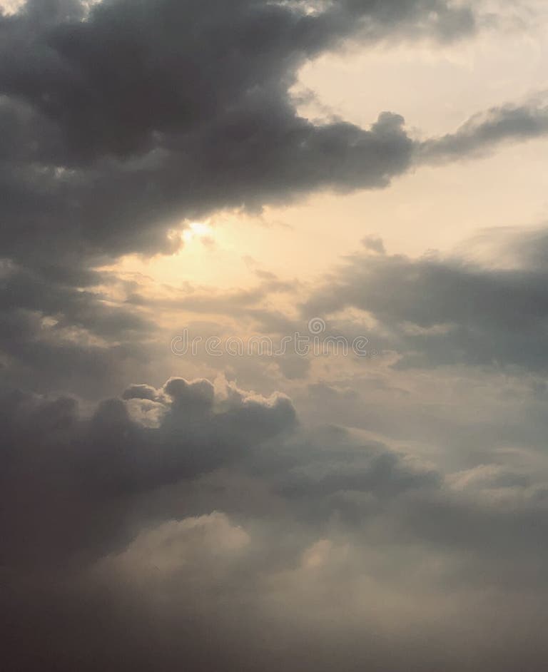 Unique Sun Drawings Stock Illustrations – 62 Unique Sun Drawings Stock ...