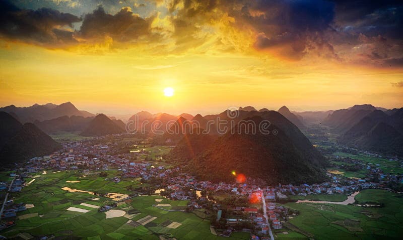 Sky, Nature, Dawn, Atmosphere Stock Photo - Image of mountain ...