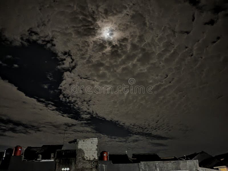 Sky Night Alone Empty Clear Moon Stats Cloud Open Air Windy House Stock ...