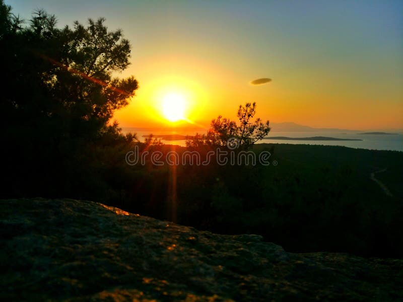 Sky, Sunrise, Sun, Dawn stock photo. Image of horizon - 113146760