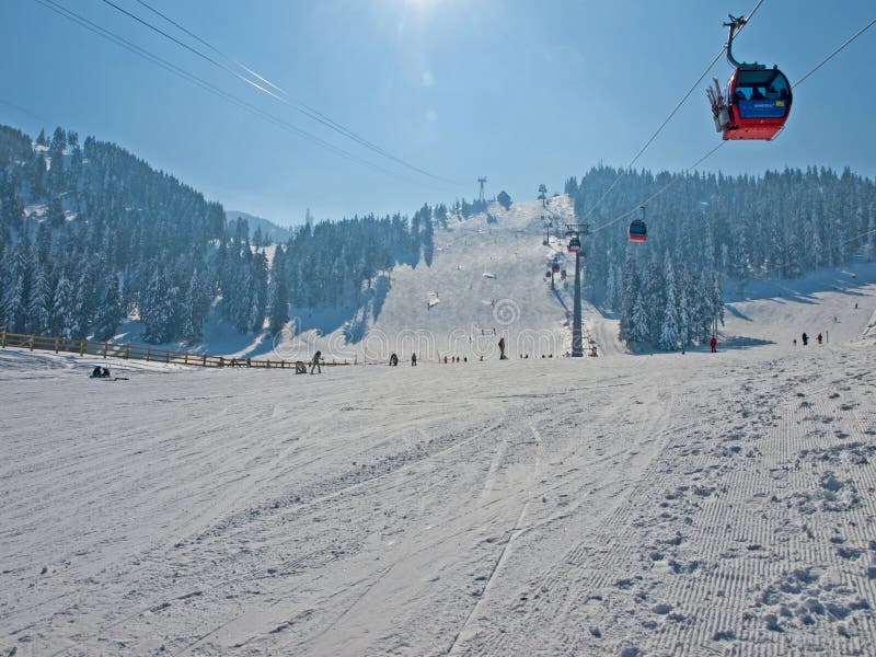 People on Postavaru Skiing Track Editorial Photo - Image of mountain ...