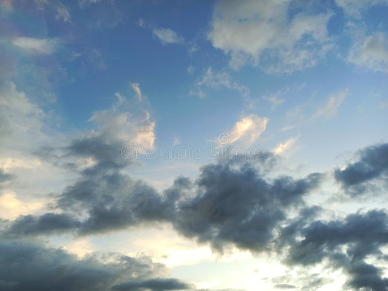 The Sky Where the Clouds are Starting To Form Stock Image - Image of ...