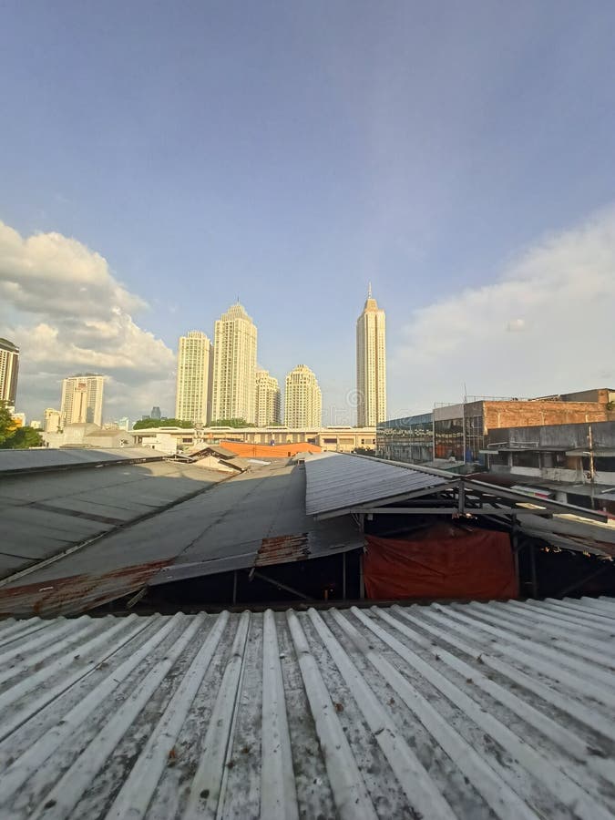 Skycraper Building from Far Stock Photo - Image of metropolis, skyline ...
