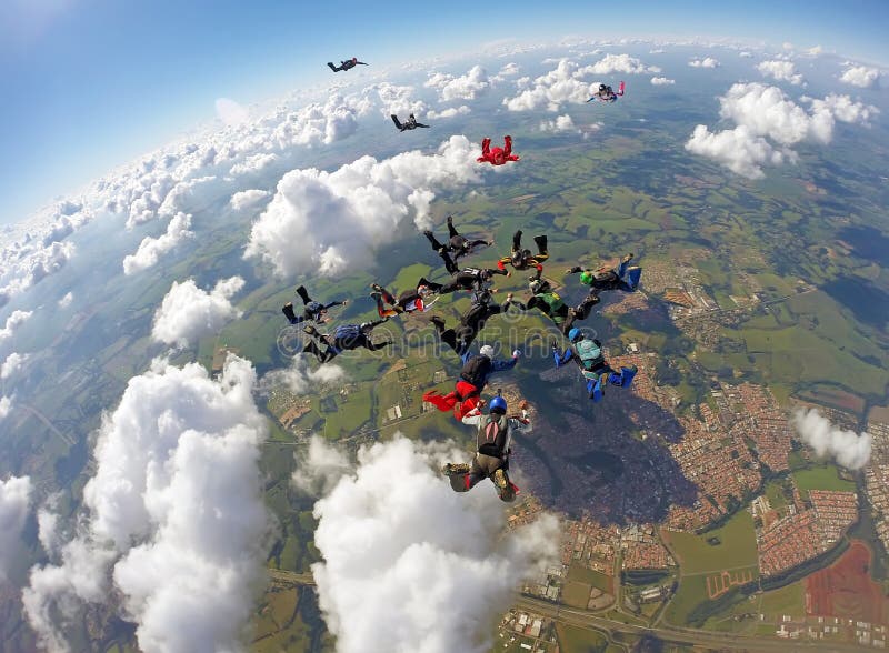 Skydiving Big Group of People Formation Editorial Photo - Image of high ...