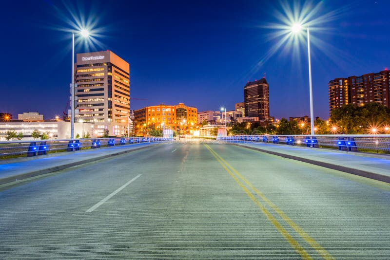 Skyline of Columbus, Ohio from Bicentennial Park Bridge at Night ...
