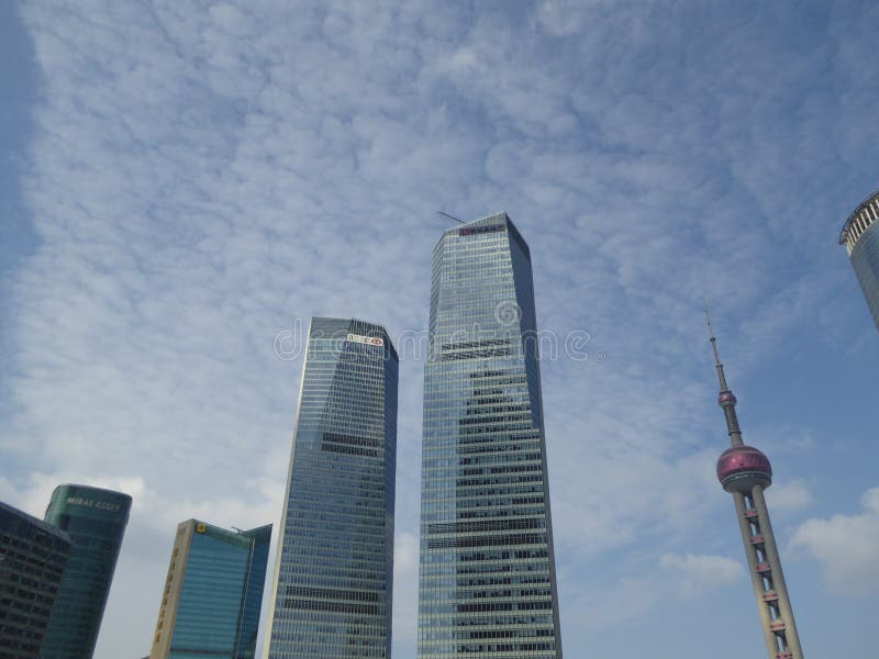 Skyline de Lujiazui foto editorial. Imagem de moderno - 49938676
